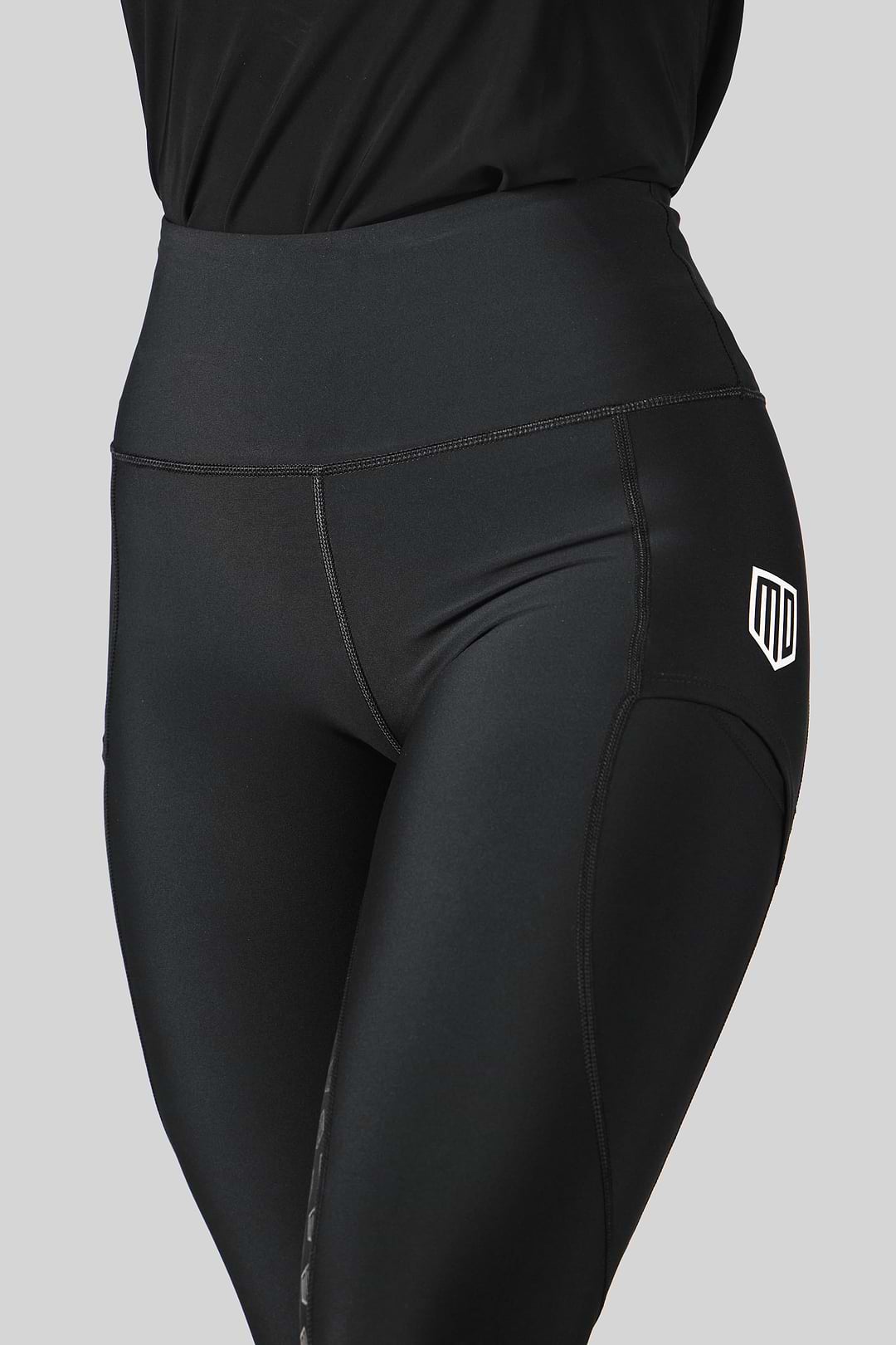 Maya Delorez | The Official Store