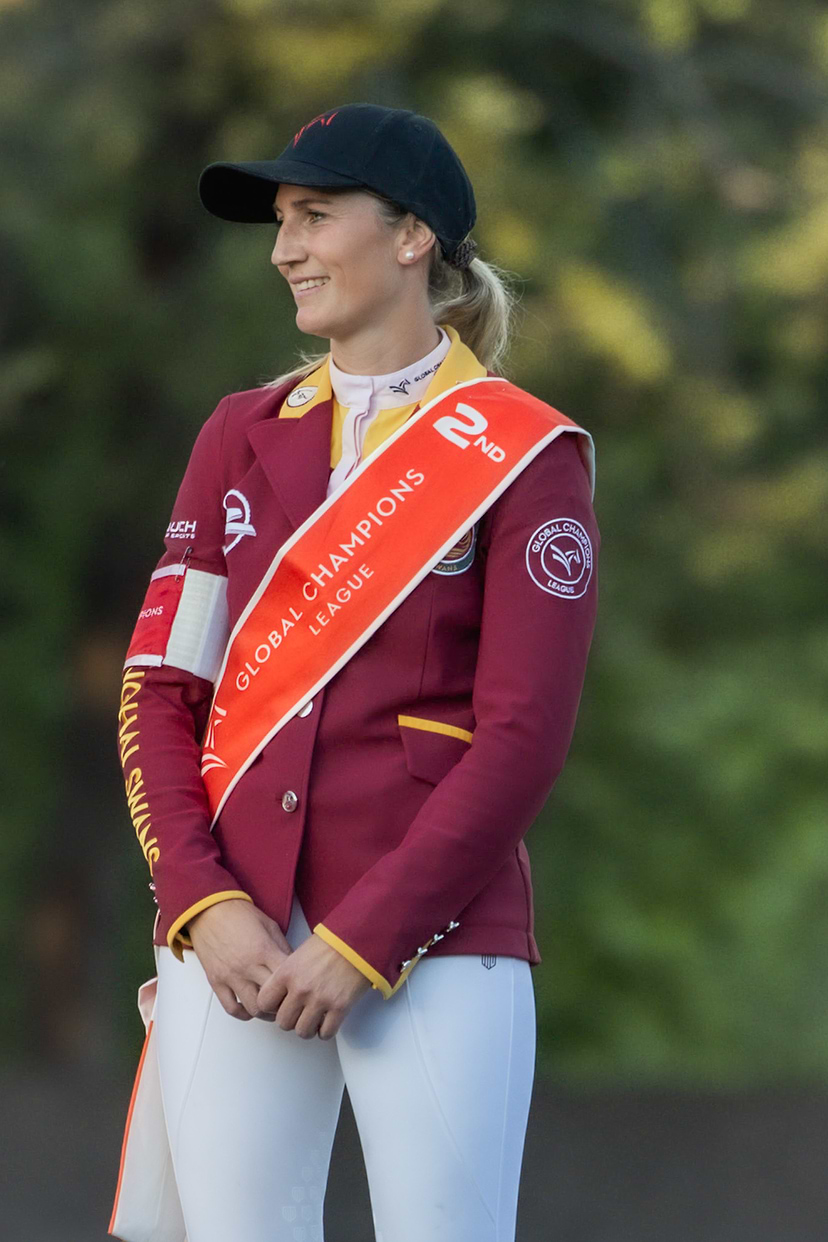 Katharina Rhomberg | Olympia-Springreiterin | Maya Delorez