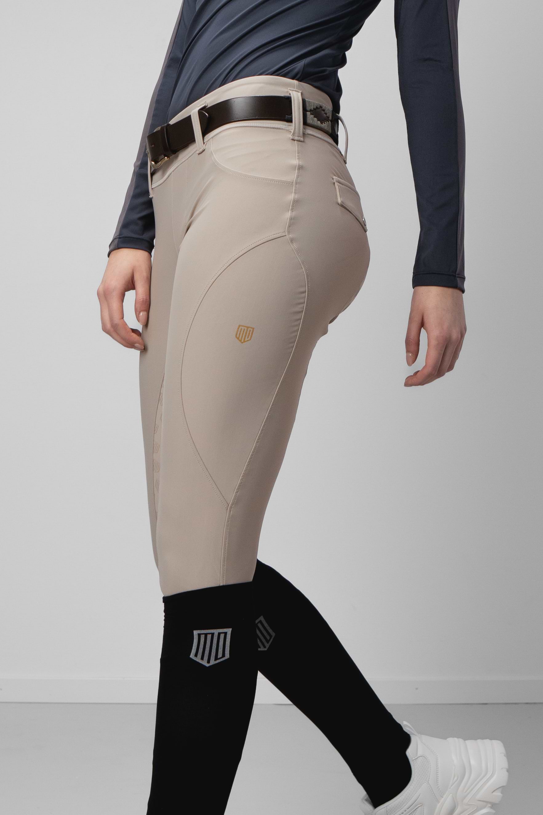 Maya Delorez | The Official Store