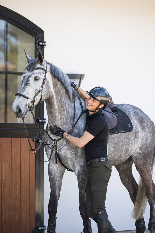 Ambassador Announcement: Carl Hedin | Maya Delorez