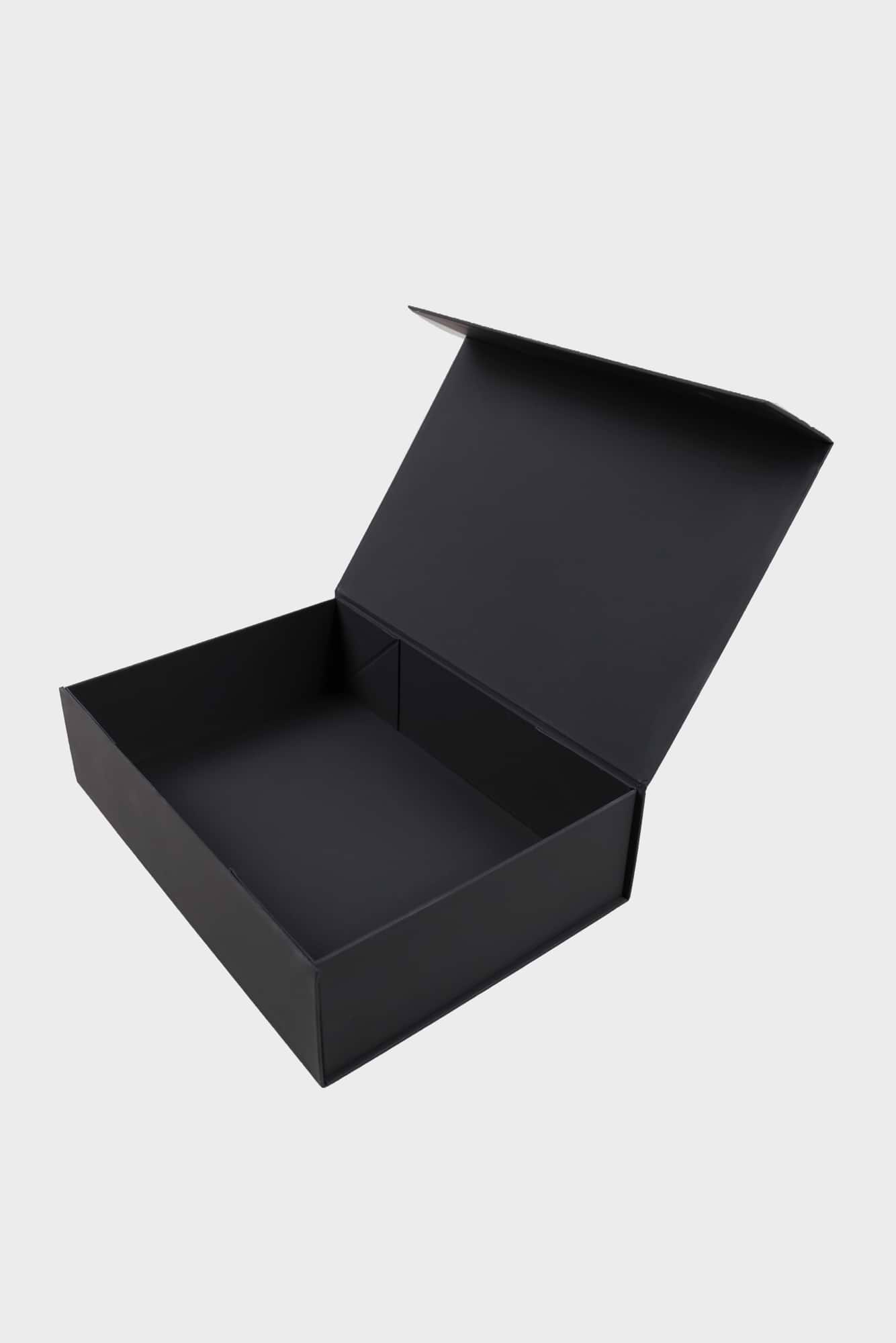 Gift Box | Maya Delorez
