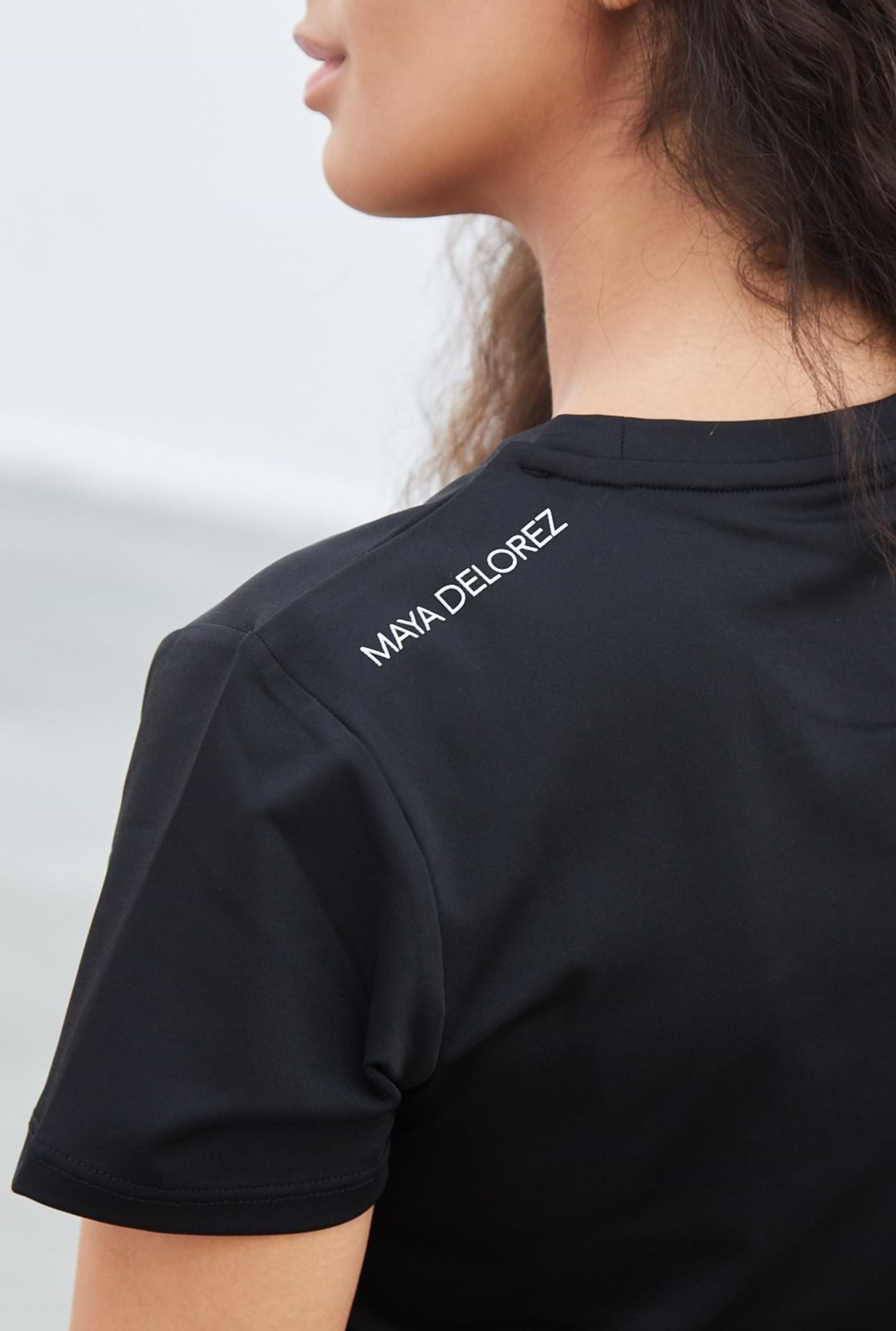 Emely Basic Logo T-shirt | Maya Delorez