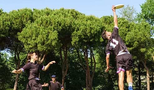 Disc Golf Scoring 101: Scoring Terms & Scorekeeping