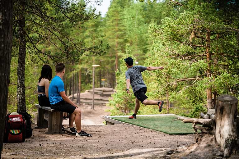 Master Your Disc Golf Drives: 9 Tips For Maximum Distance