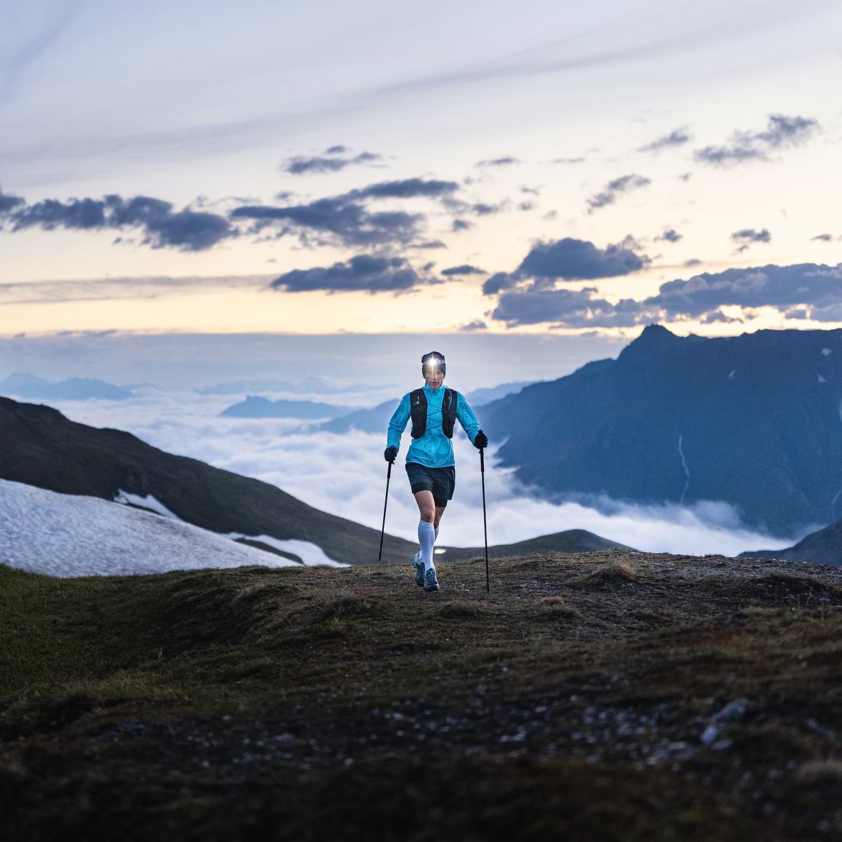 Women's Stellar Wind Jacket | Red | Stellar Equipment